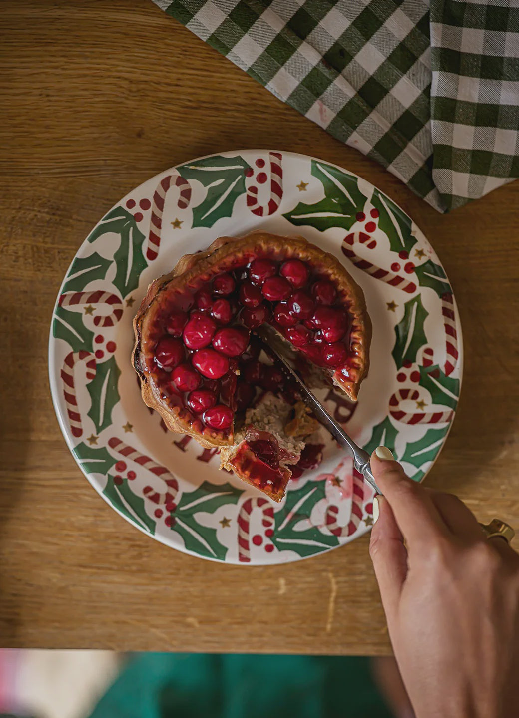 Emma Bridgewater Candy Canes 8 1/2" Plate – Wells Trading Company